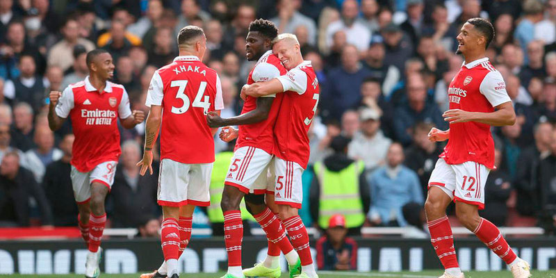 | Arsenal ganó y es líder en solitario | El Canal del Fútbol